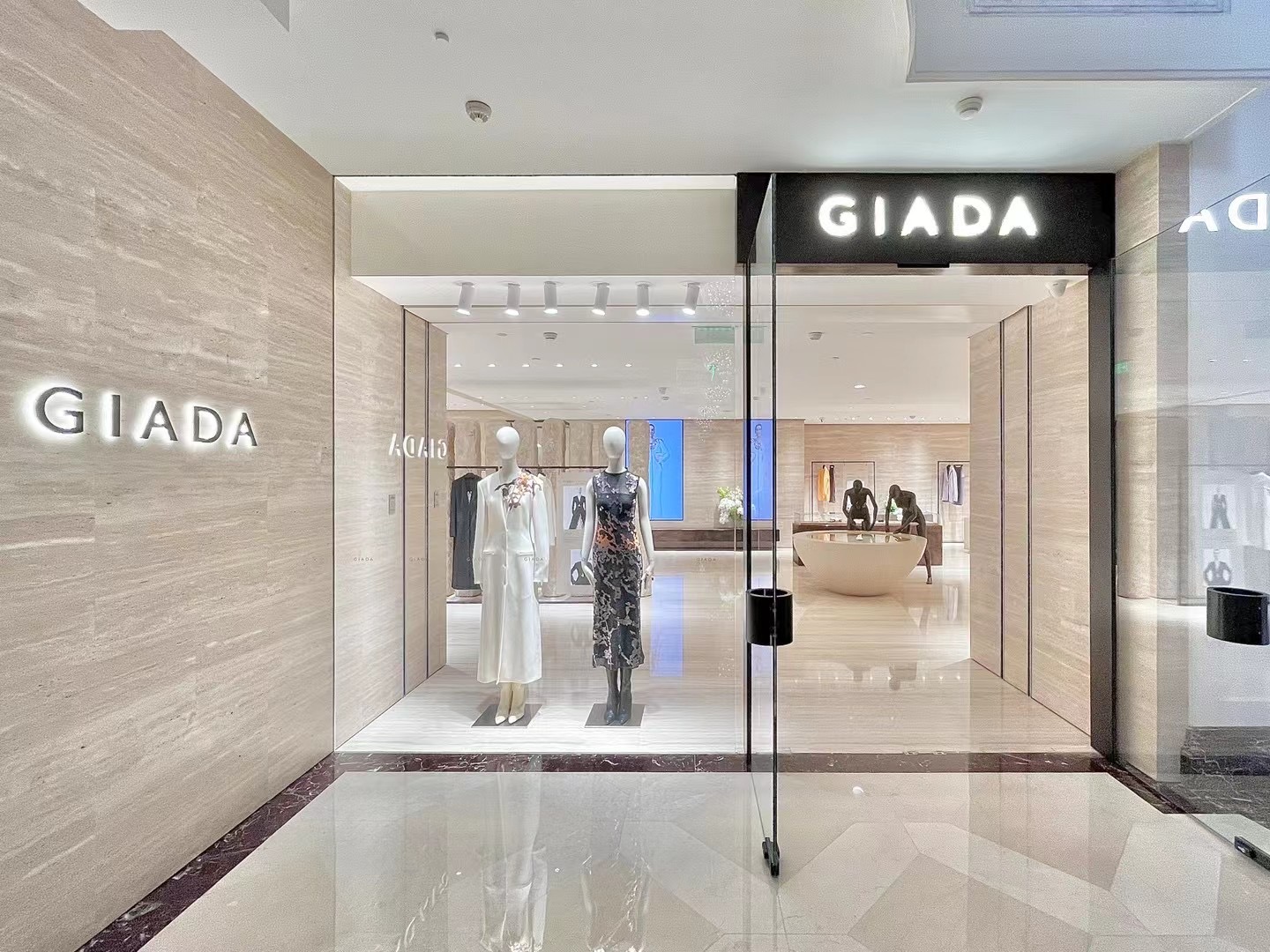 美食、艺术与时装交融，在GIADA尽享沉浸式感官之旅